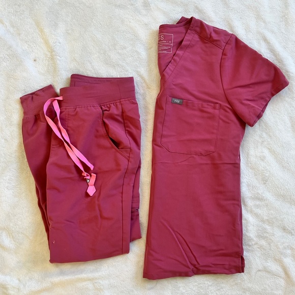 Figs | Tops | Figs Quartz Scrub Set | Poshmark